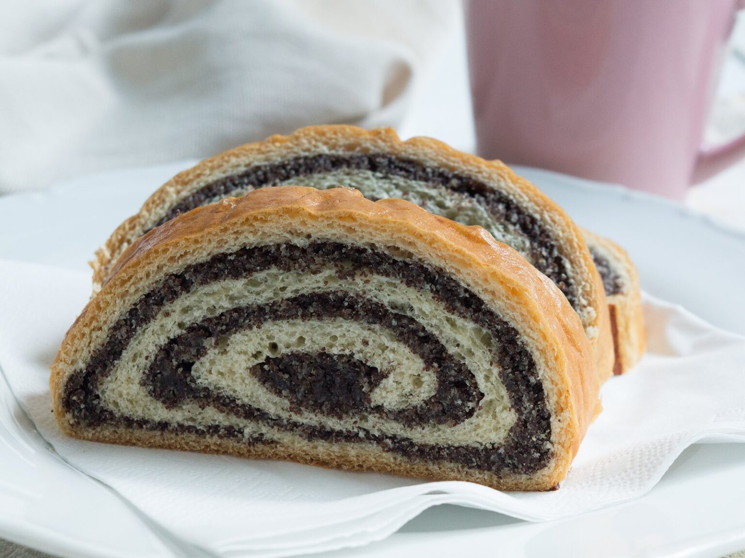 Einfach unwiderstehlich: Mohnstriezel Rezept schnell gemacht – Lecker ...